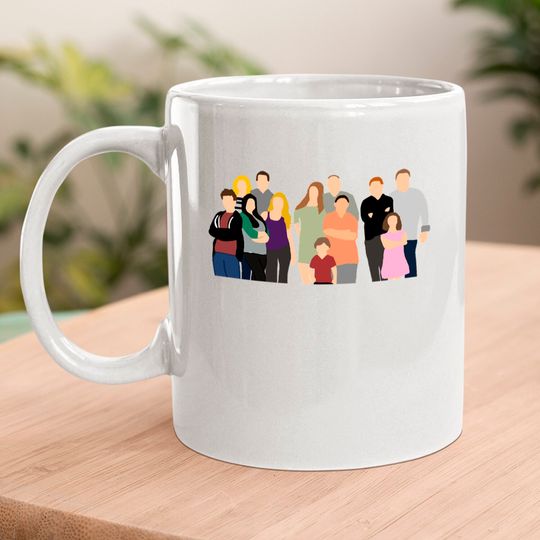 Characters Of The Serie Modern Family Mugs